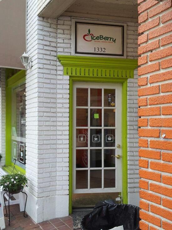 Menu at IceBerry desserts, Washington, Wisconsin Ave NW