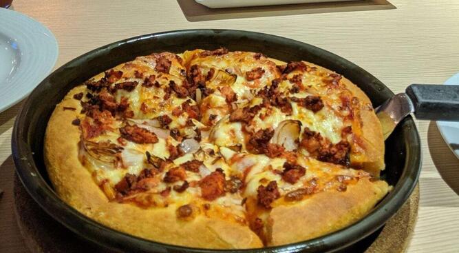 Pizza Hut - Havelock Town, Colombo - Restaurant menu, prices and reviews