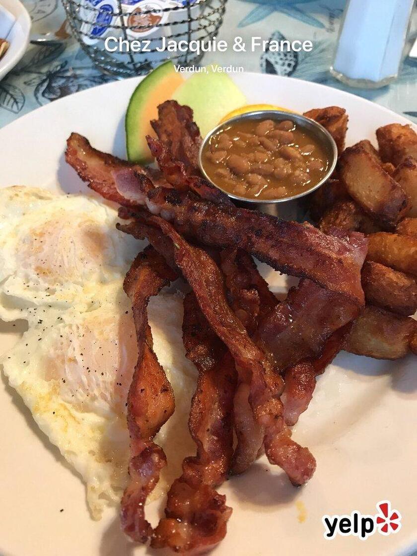 10 typical Quebec dishes to try in Montreal, Canada